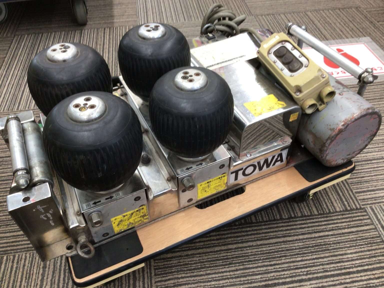 東和サプライ 延線ボール ケーブル中間送り機 パワーボール TTB-200-OP / 4WDを買取致しました！【愛知県名古屋市南区/工具買取 ...